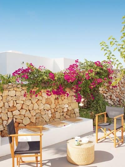 Cómo Decorar las Paredes de un Patio Exterior - [19 Ideas]